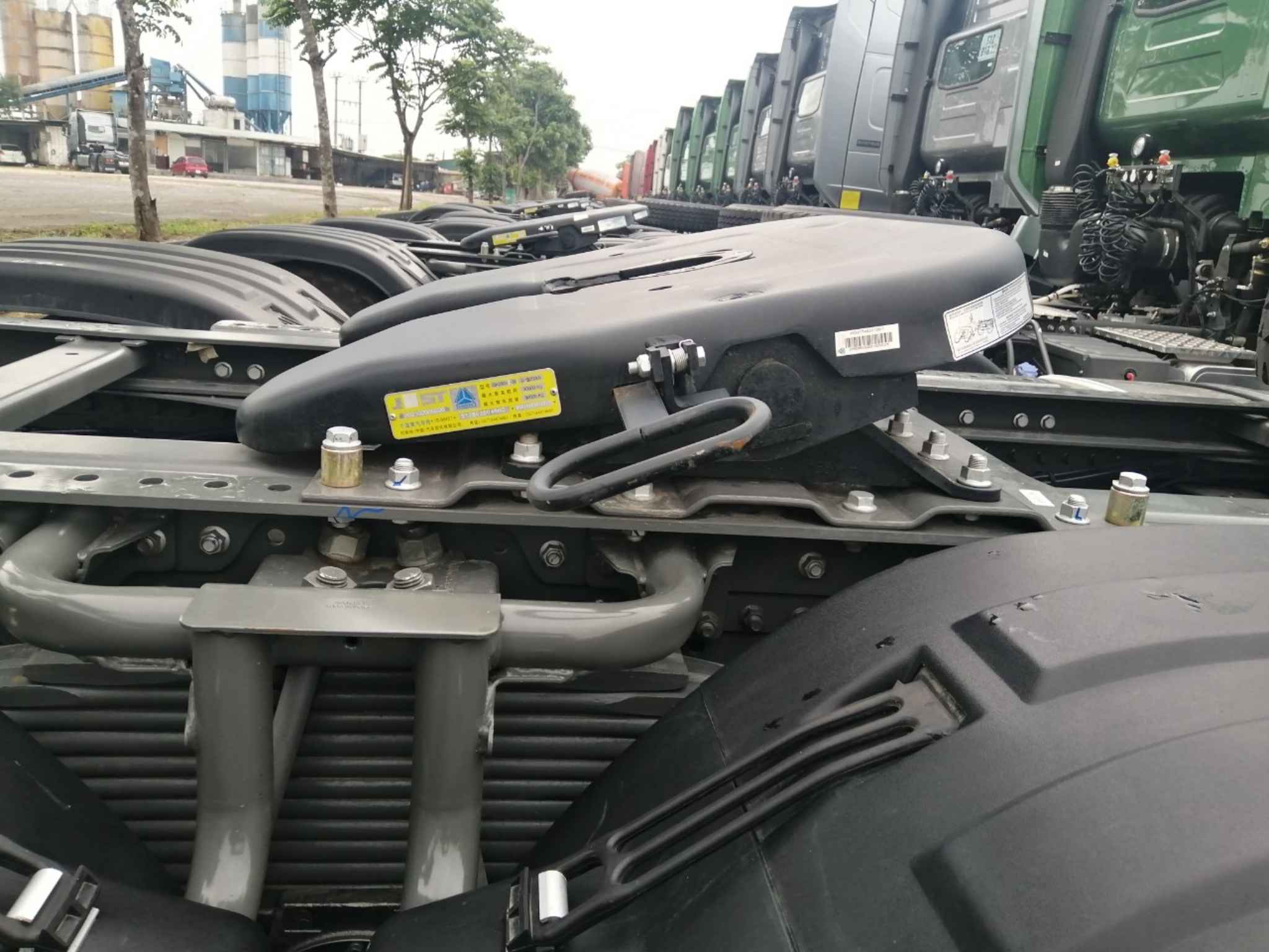 Đầu kéo Howo Sitrak 440 HP - Cấu Hình Vượt Trội - Vận Hành Mạnh Mẽ - Xe ...