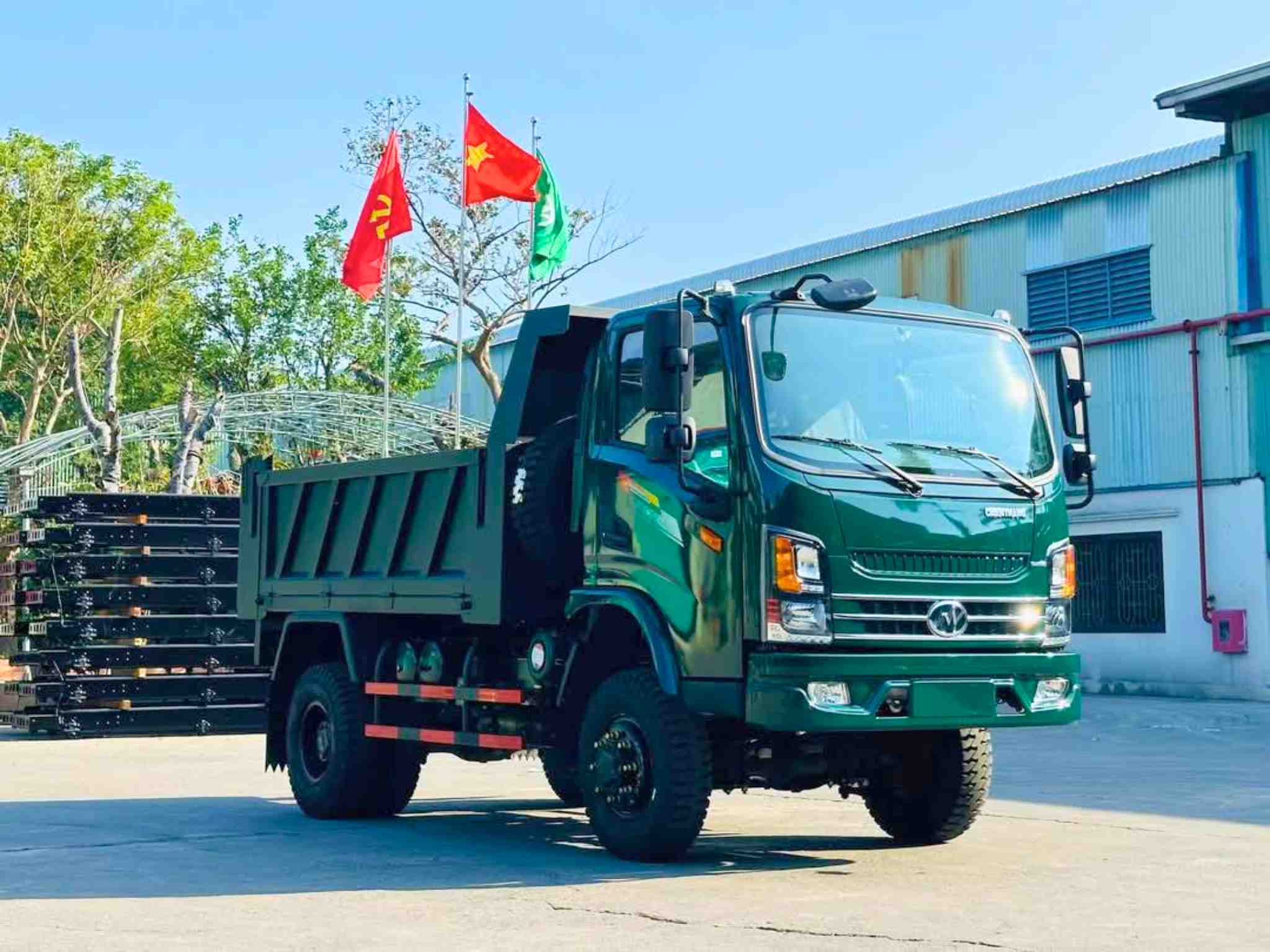 Xe Ben Chiến Thắng 7 Tấn 2 Cầu Dầu | Mạnh Mẽ, Nhỏ Gọn, Vượt Mọi Địa ...