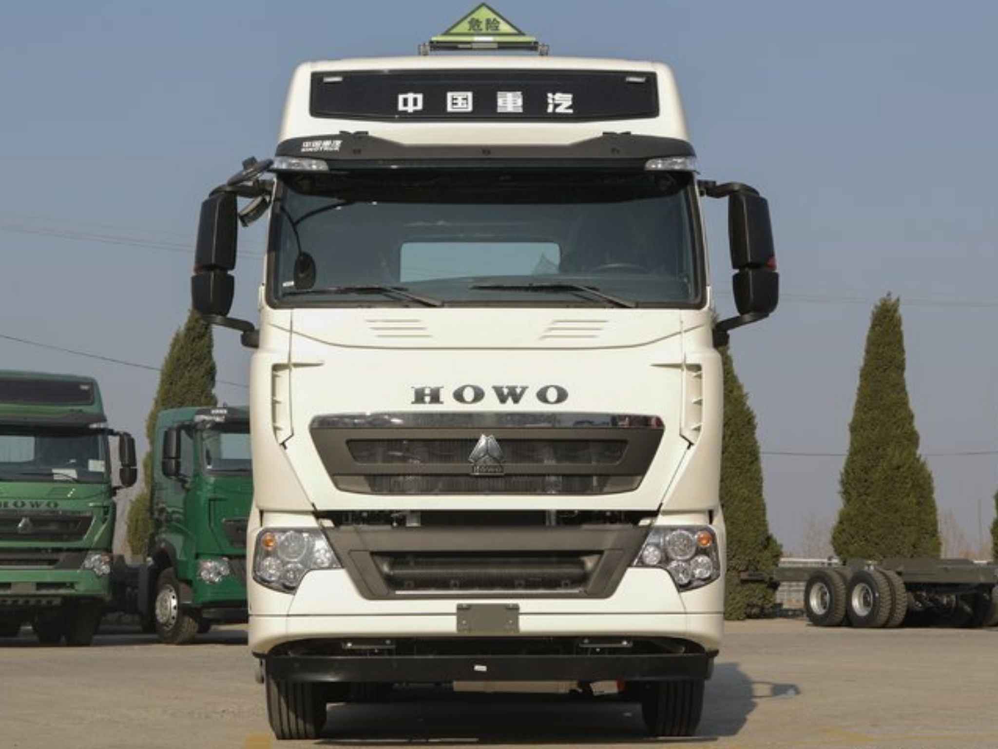 Đầu kéo Howo Sitrak 440 HP - Cấu Hình Vượt Trội - Vận Hành Mạnh Mẽ - Xe ...